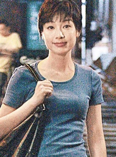 TVB實力女演員自認是狗奴才帶著兩隻小狗一家三口拍廣告撈金 每日頭條