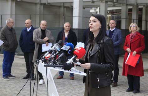 Кривична пријава за поранешната министерка Костадиновска Стојчевска за Универзална сала