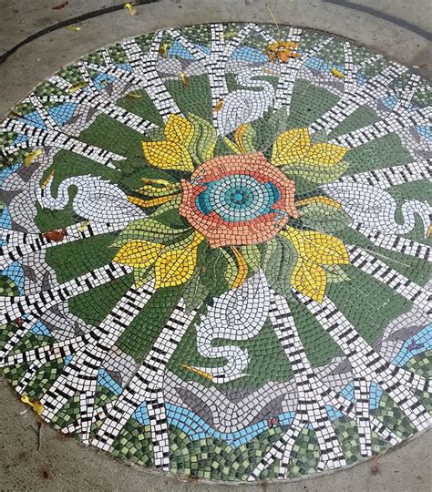 The Amazing Stylistic Range Of Figurative Mosaic Art How To Mosaic Blog