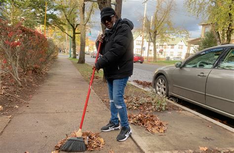Nana Readies Leaf Bag 32 New Haven Independent