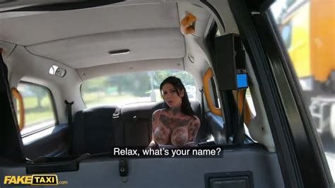 Inked Babe Likes Harsh Rough Hook Up