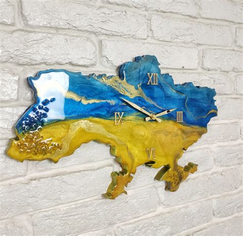 Настінний годинник з епоксидної смоли ручної роботи Карта України 60 38 см Kl Ukr6038 фото