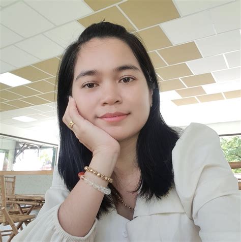 ថារី លក់ខោអាវគ្រប់ប្រភេទ