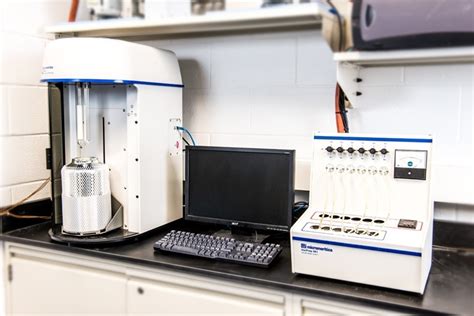 Porosity Analyzer Micromeritics Tri Star Ii Plus 3030 Surface Area With Micrometrics Vacprep