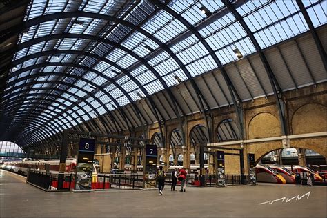 20화 특별한 이야기가 있는 런던 기차역 [런던라이프]