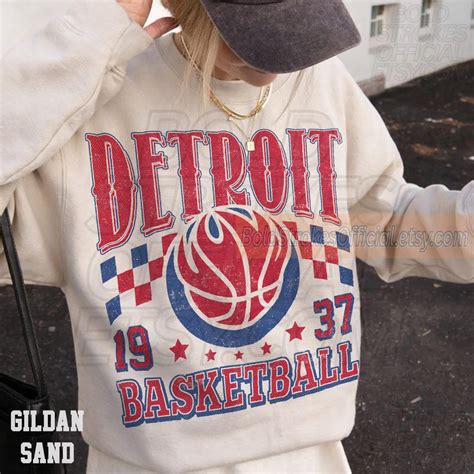 Detroit Basketball Vintage Sweatshirt Washed T Shirt Comfort Colors