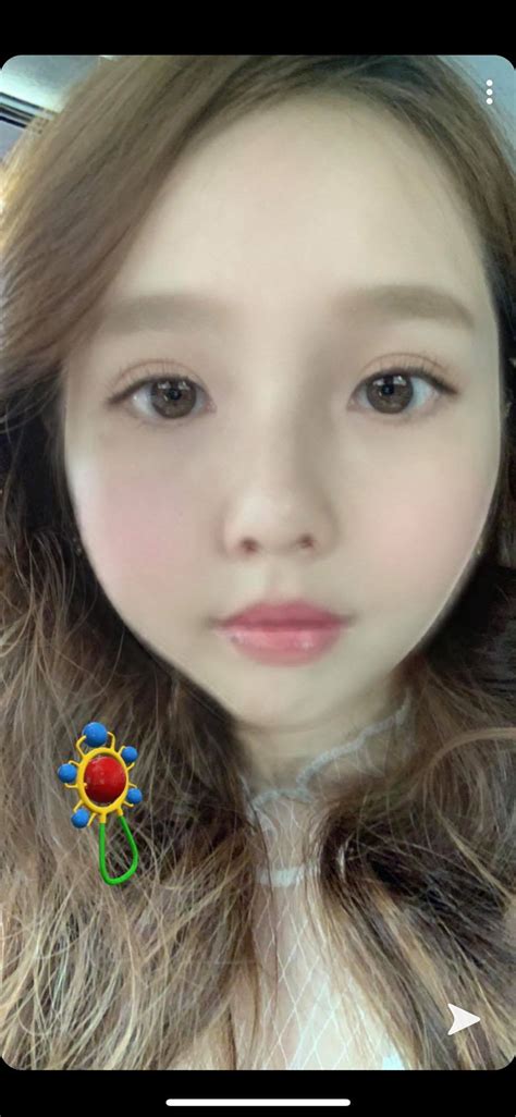 Catherine C 朱琦郁 Catherine C 朱琦郁 Added A New Photo