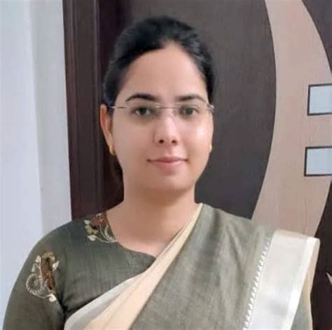 Pratiksha Singh Biography Age Upsc Marksheet Rank Optional Subject Preparation Strategy