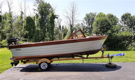 18 Feet 1961 Penn Yan Outboard 42124 Antique Boat America
