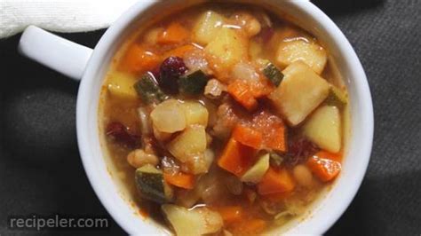 Vegan Talian Garbanzo Bean Soup