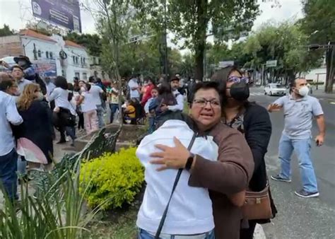 Subió A Dos El Número De Muertes Tras El Sismo De 77 En Colima México