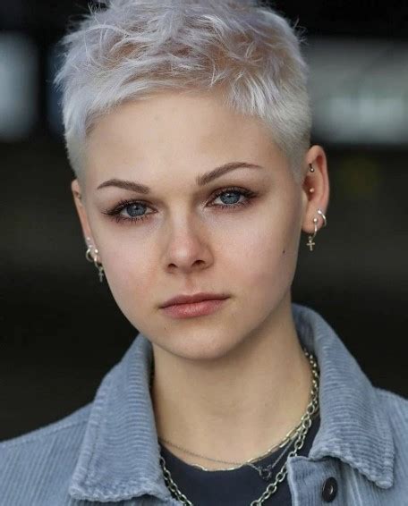 Pixie Cut For Thick Hair