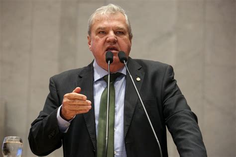 Henrique Queiroz Critica Fechamento De Agências Do Banco Do Brasil No