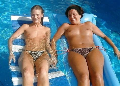 Mom And Daughter Topless Sunbathing Ve75