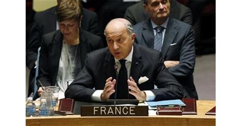 Външните министри се споразумяха да отложат санкциите срещу Русия