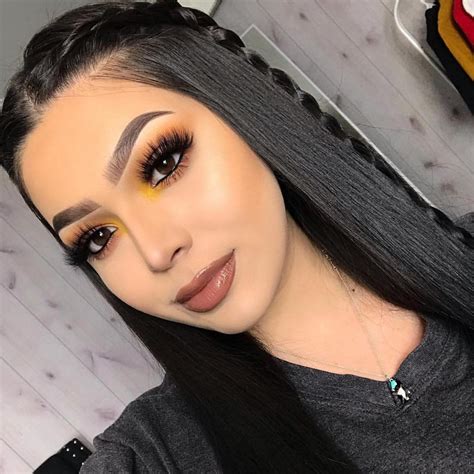 How To Hack Your Eyebrow Shape