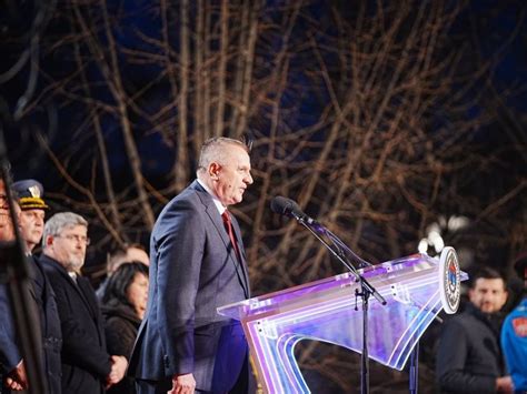 Свечани дефиле почео предајом рапорта премијеру Српске ВИДЕО