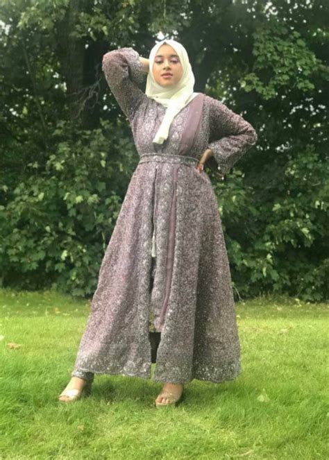 Sexy Figure 🥵 Scrolller