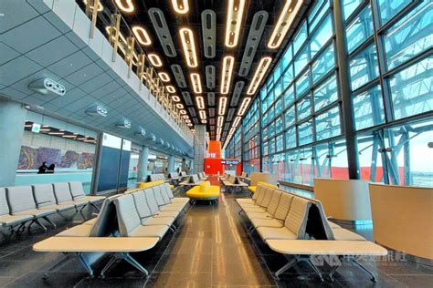 Taiwans Taoyuan Airport Terminal 3 Designed By Richard Rogers Taiwan