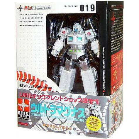 Revoltech Transformers Shockwave