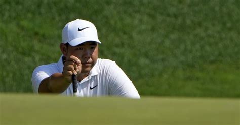 Tom Kim Shoots 62 To Lead Travelers With World No 1 Scottie Scheffler 3 Shots Behind