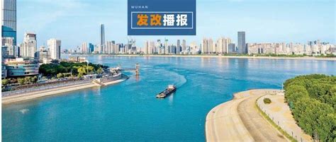 看望慰问奋战在高温一线的劳动者郭元强周钢程用文