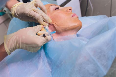 Premium Photo Aged Woman Doing Mesothreads And Thread Lifting Cosmetology Cosmetic Procedure