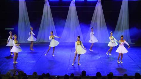 КОЛЕДНИ ЗВЕЗДИ Танцова школа ЕЛЕКТРА Варна Youtube