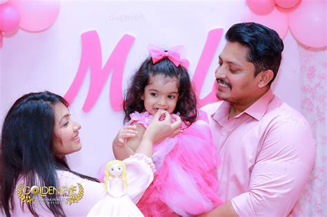 රෝස පැටික්කිගේ උපන්දිනේ මේනක නෙහාරා සොඳුරු කැදැල්ලේ හුරතල් ලොකු