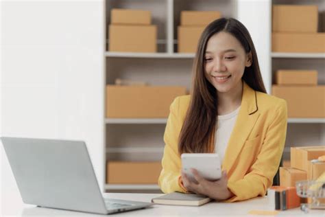 450 Kind Command Fotos De Stock Imagens E Fotos Royalty Free Istock