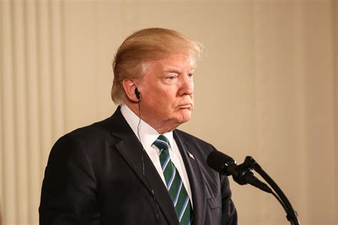 Трампу предъявили федеральные обвинения по 37 пунктам что известно