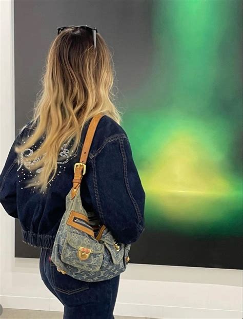 Pin By Olivia On Moodboard Celebrity Handbags Louis Vuitton Vintage