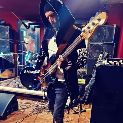 Gian Magistro Jamoerecords • Threads Say More