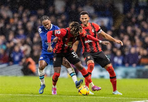Sounds A Bit Weird Paul Merson Predicts The Winner Of Chelsea Vs