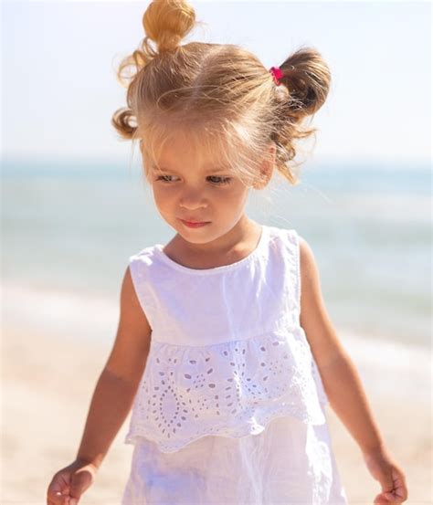 Premium Photo Portrait Of Cute Girl At Beach