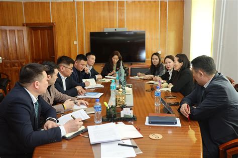 Хөвсгөлийн өнгө Хөвсгөлийн өнгө Added A New Photo