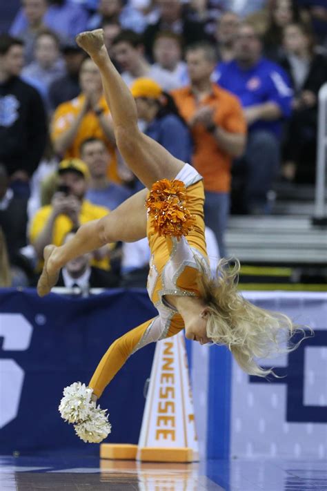 March Madness Cheerleaders Fans And Mascots Of 2019 Ncaa Tournament