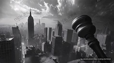 Ai创作图法律海报背景 法院kv 企业破产法申请 法拍 城市正义性 破产程序的终结 土地有偿拍卖第一锤 反垄断法 企业破产法受理 最高法 法院法律法规法治 法院飘带背景 大气法院 市场主体法律