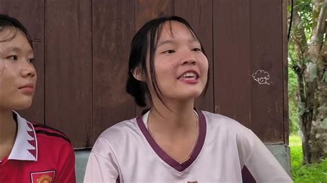 Karen Funny Move ယမၤဒၣ်တဘျီတခီၣ်} Youtube