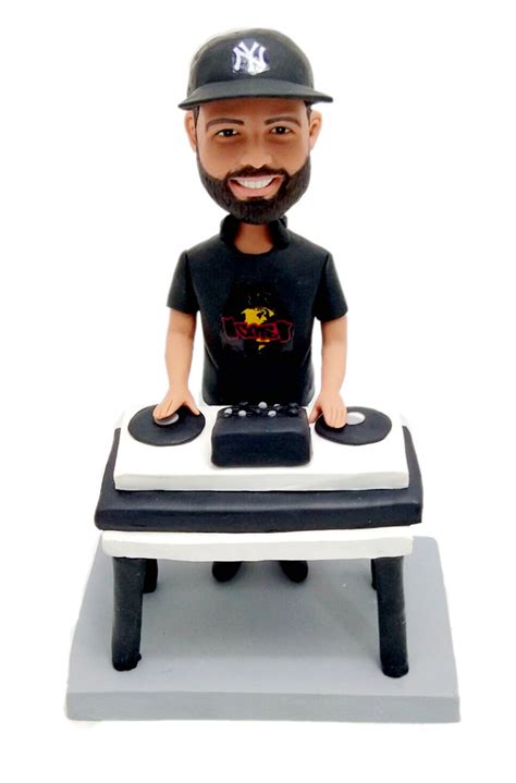 Custom Cake Topper Dj Doll Cake Toppers Figurines For Dj B9508 119