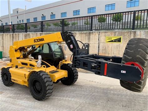 중국 사용자 정의 35 톤 텔레핸들러 부착 트립 핸들링 클램프 제조 업체 및 공장 Socma