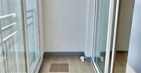 깨끗하고 꼼꼼하게 청소 해주셔서 정말 만족스러웠습니다 눈에 보이는 부분뿐만 아니라 손이 잘 닫지않는 창틀 문틈 수납장 안쪽까지 세심하게 청소해 주셨습니다👍 3시간정도