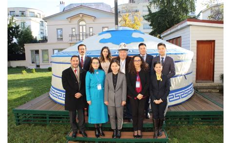 МОНГОЛ УЛСААС БҮГД НАЙРАМДАХ ФРАНЦ УЛСАД СУУГАА ЭЛЧИН САЙДЫН ЯАМ Ambassade De Mongolie En France