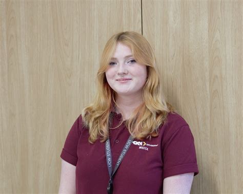 Meet Maddie An Amazing Aerospace Engineering Apprentice University Centre Weston