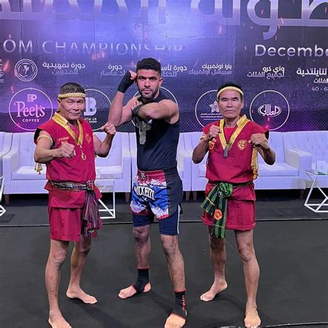 Jake Paul Apologizes To Mike Tyson During The Match 🥷🥷 جيك بول يعتذر