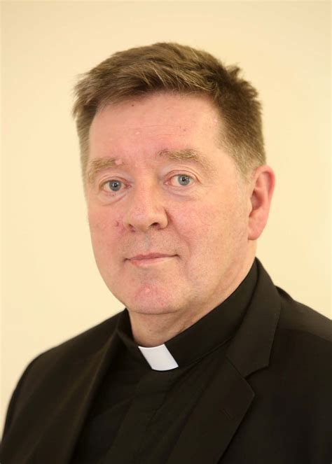 Francis Mitchells Instagram Twitter And Facebook On Idcrawl