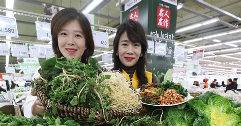 농협유통 겨울 속 봄 향기 가득한 봄나물