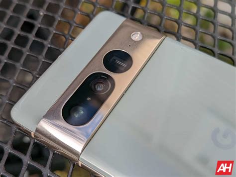 A Fix Is Coming For The Pixel 7 Pros Scrolling Issue