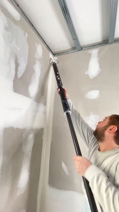 Колко време губите за шпакловане на вътрешни ъглиМожете да сте 5 пъти по бързи с Columbia