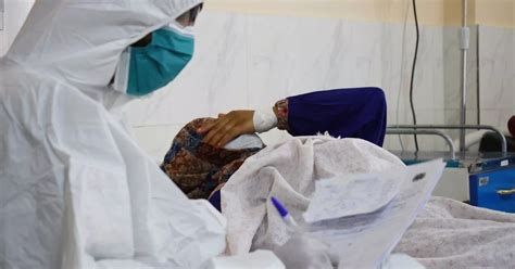 Rare Skin Bleeding Virus With 40 Death Rate Highly Likely To Hit Uk Experts Warn Daily Star